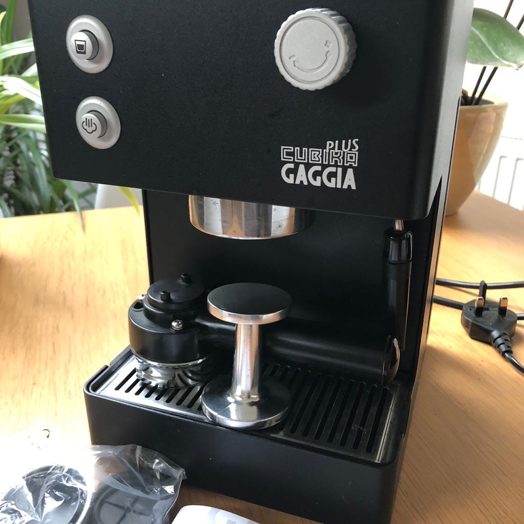 Gaggia coffee machine and grinder in NW6 Camden für 55,00 £ zum Verkauf ...