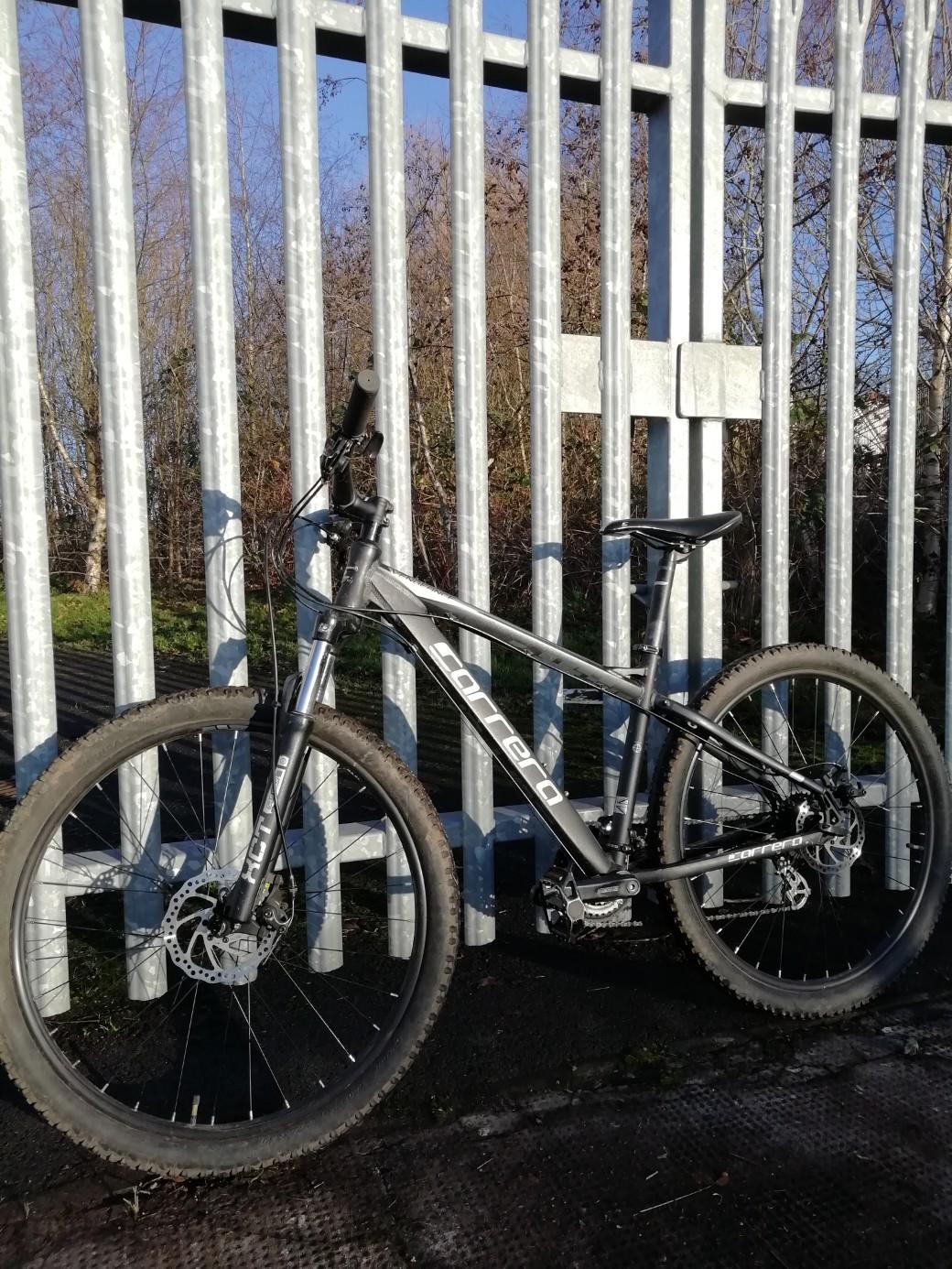 Carrera Vengeance Bike in BS15 Bristol für 120,00 £ zum Verkauf | Shpock DE