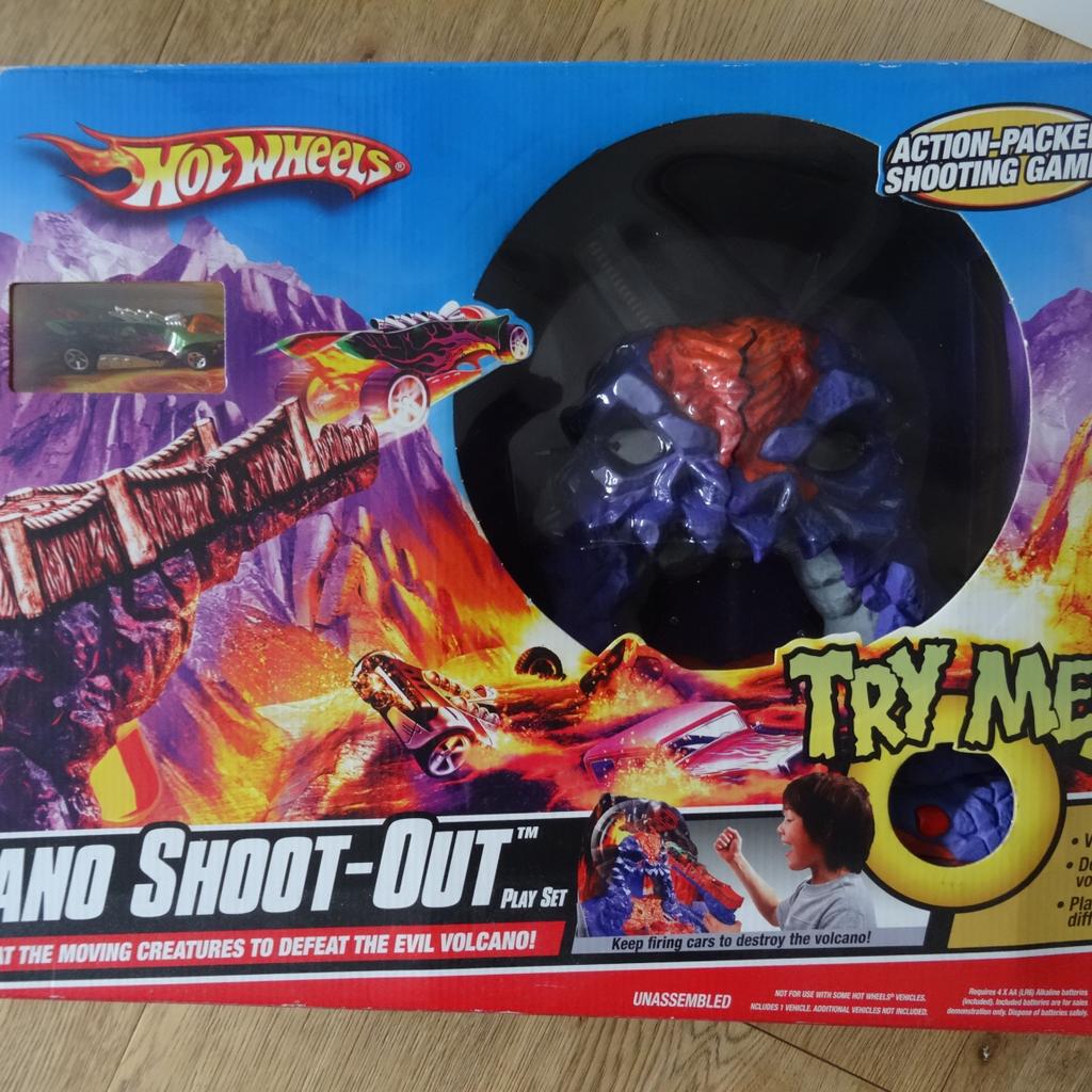 HOT WHEELS VOLCANO SHOOT OUT in LE5 Leicester für 20,00 £ zum Verkauf ...