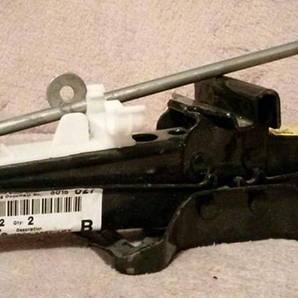 Original Ford mondeo mk3 jack assy-lift in L40 Lancashire für £ 12,50 ...