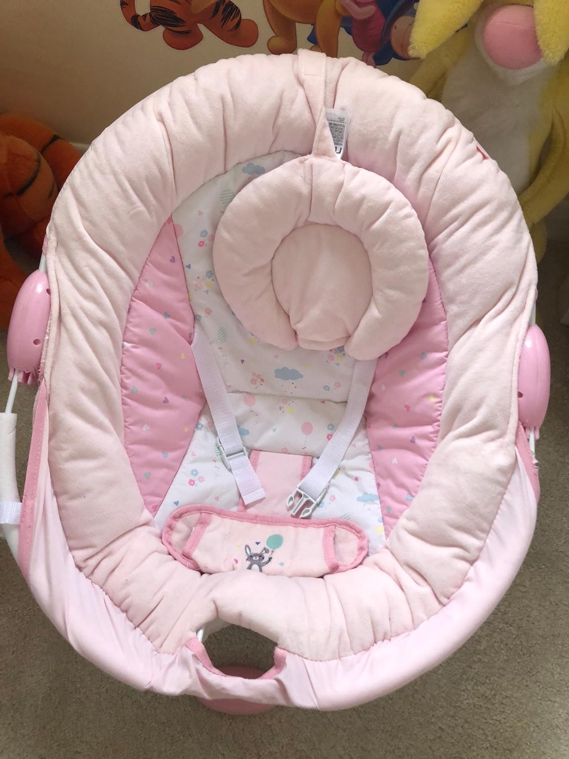 Pink rocker for baby to relax in and sleep in MK3 Bletchley für 4,00 ...