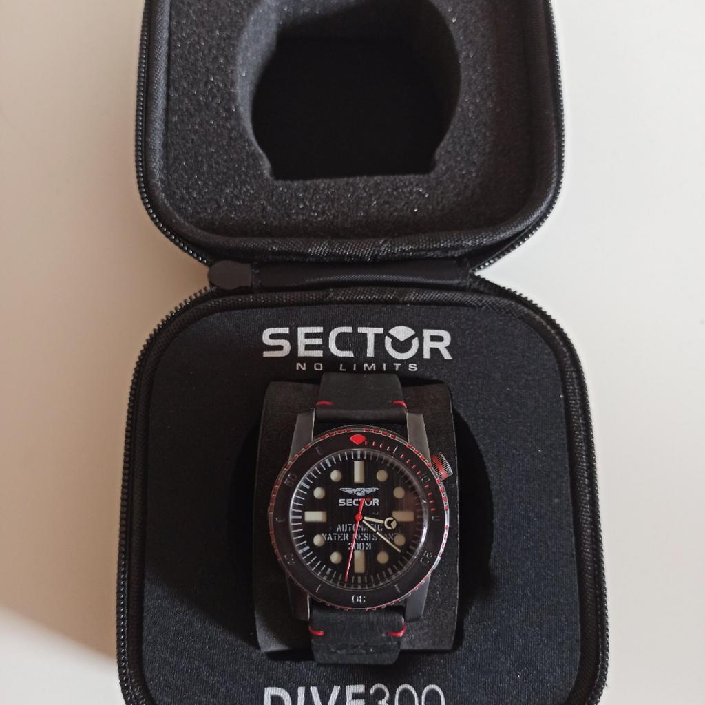 Sector Dive 300 automatic watch in E16 London für £ 90,00 zum Verkauf ...