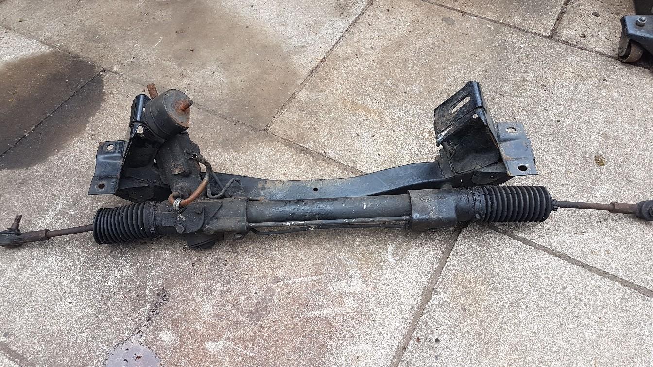 FORD CAPRI POWER STEERING RACK & CROSSMEMBER in WF5 Wakefield für £ 75 ...