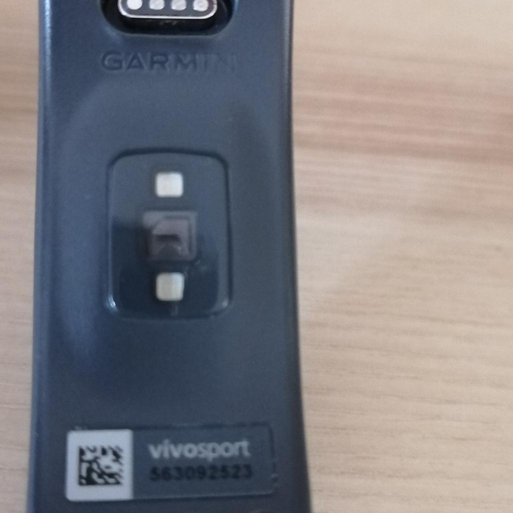 Garmin Vivosport in 6780 Marktgemeinde Schruns für € 50,00 zum Verkauf ...