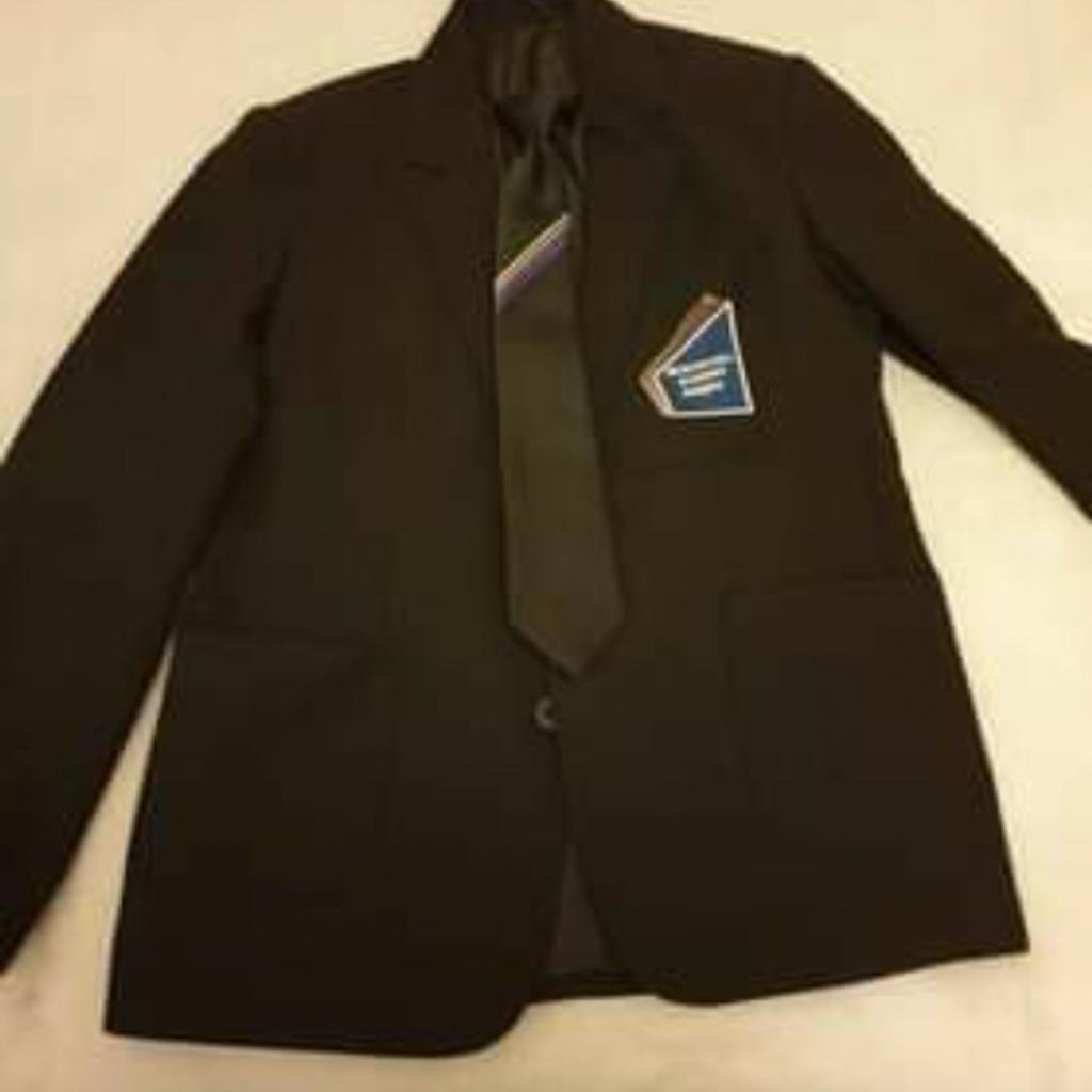 Beacon Hill Uniform in WV4 Wolverhampton for £50.00 for sale | Shpock