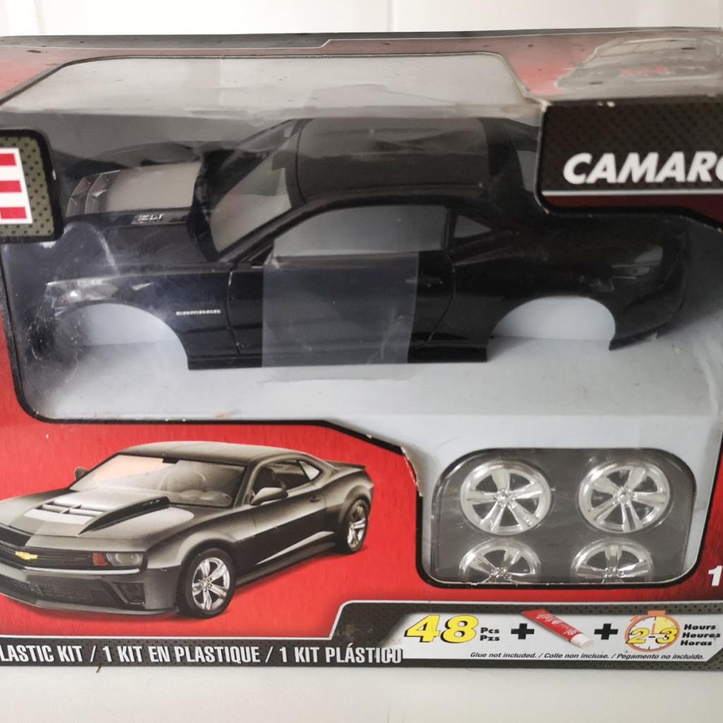 Revell 2013 Camaro ZL1 Model Kit in WN8 Lancashire für £ 15,00 zum ...
