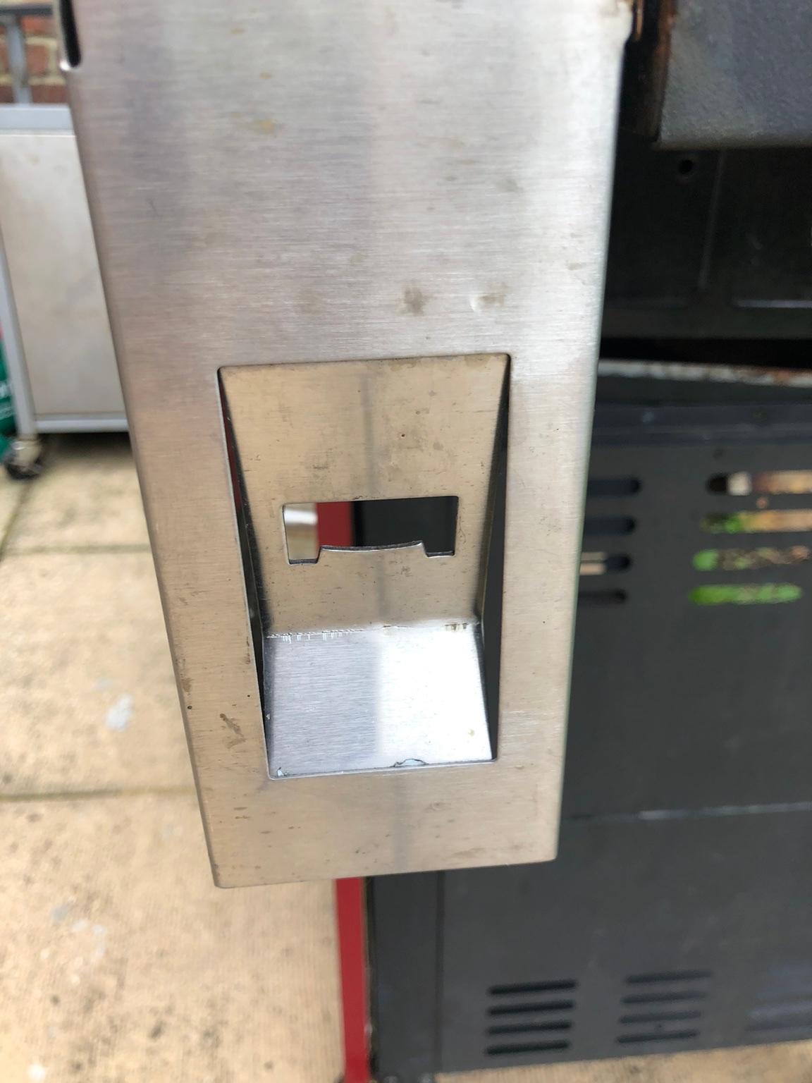 Outback Apollo 4 burner gas BBQ in RH1 Banstead für 100,00 £ zum ...