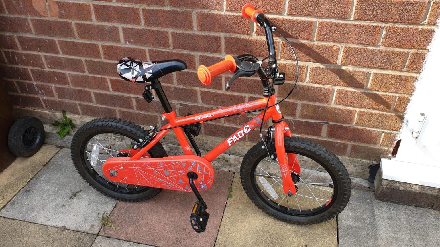 Red Bike Apollo fade 16 inch from Halfords in M34 Tameside for £25.00 ...