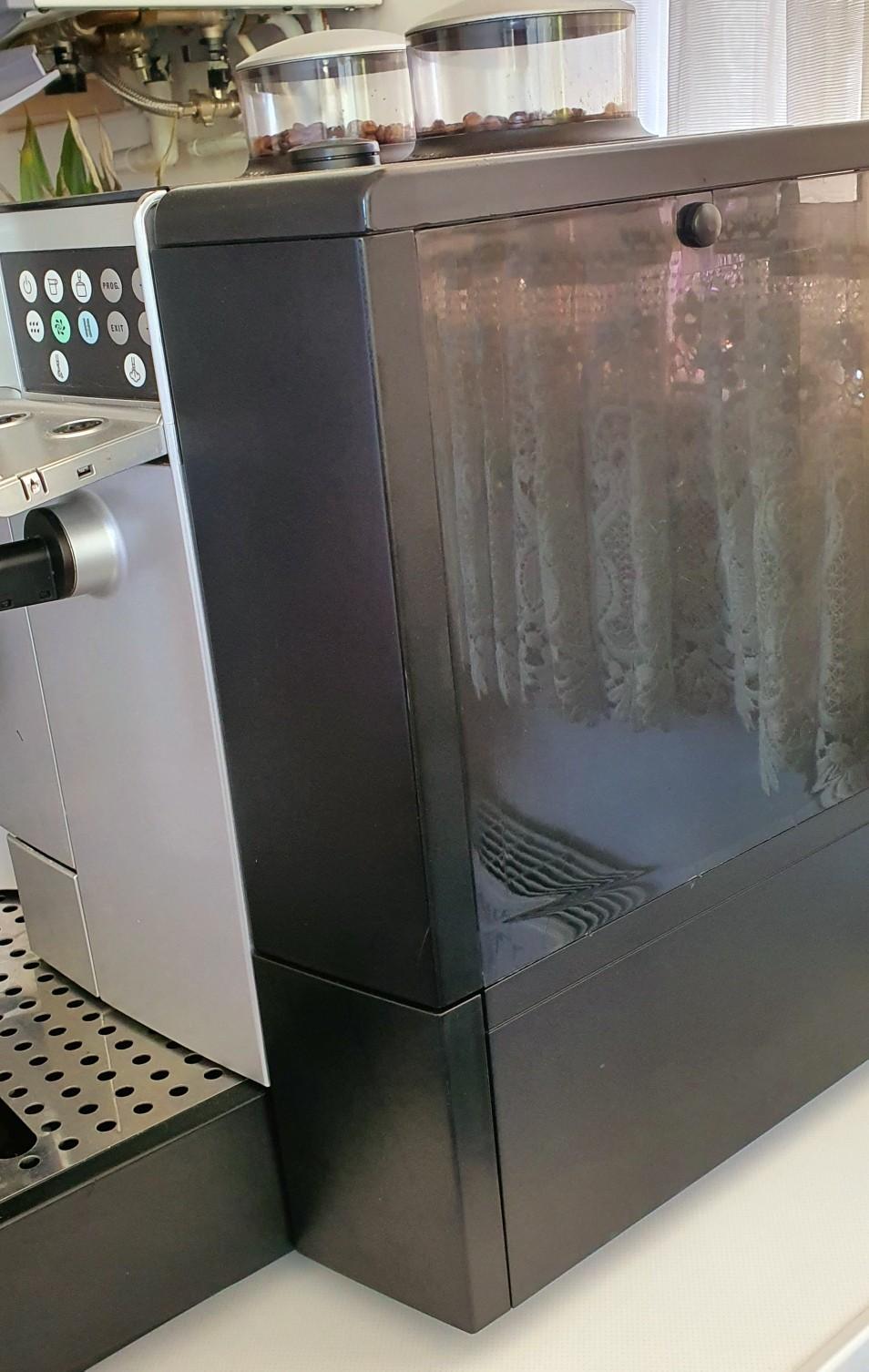 Franke Saphira (aka. Jura X7) Coffee Machine in B70 Sandwell für 399,00 ...