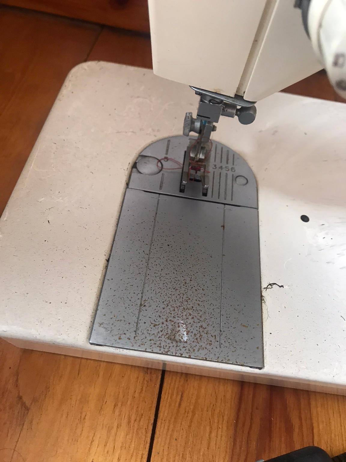 Vintage Singer Sewing Machine in Ashfield für £ 10,00 zum Verkauf ...