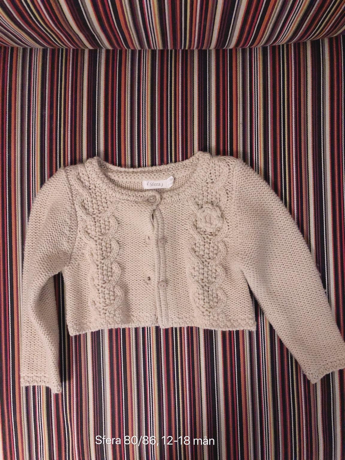 Barn tröja/kofta/bolero 80/86, 12-18 mån in 169 79 Solna kommun für 20 ...