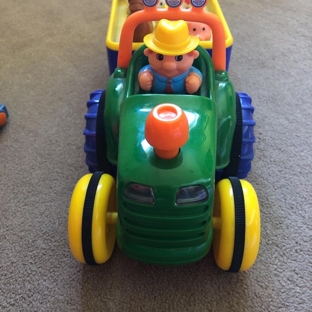 Kiddieland moving toy tractor in B76 Birmingham für £ 3,50 zum Verkauf ...