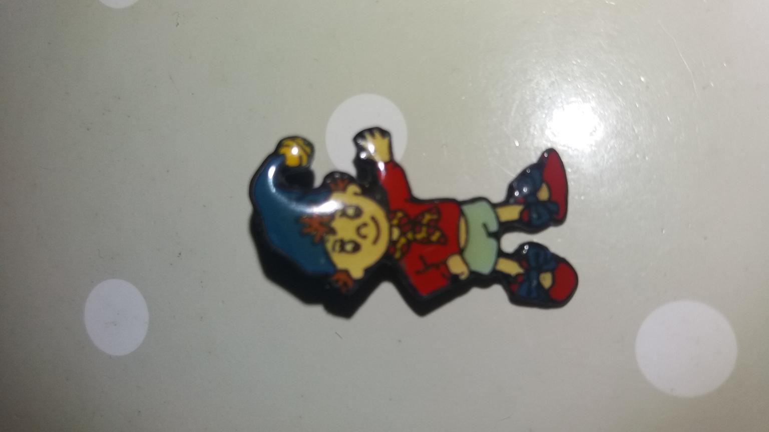 Noddy metal pin badge in Ashfield für 3,00 £ zum Verkauf | Shpock DE