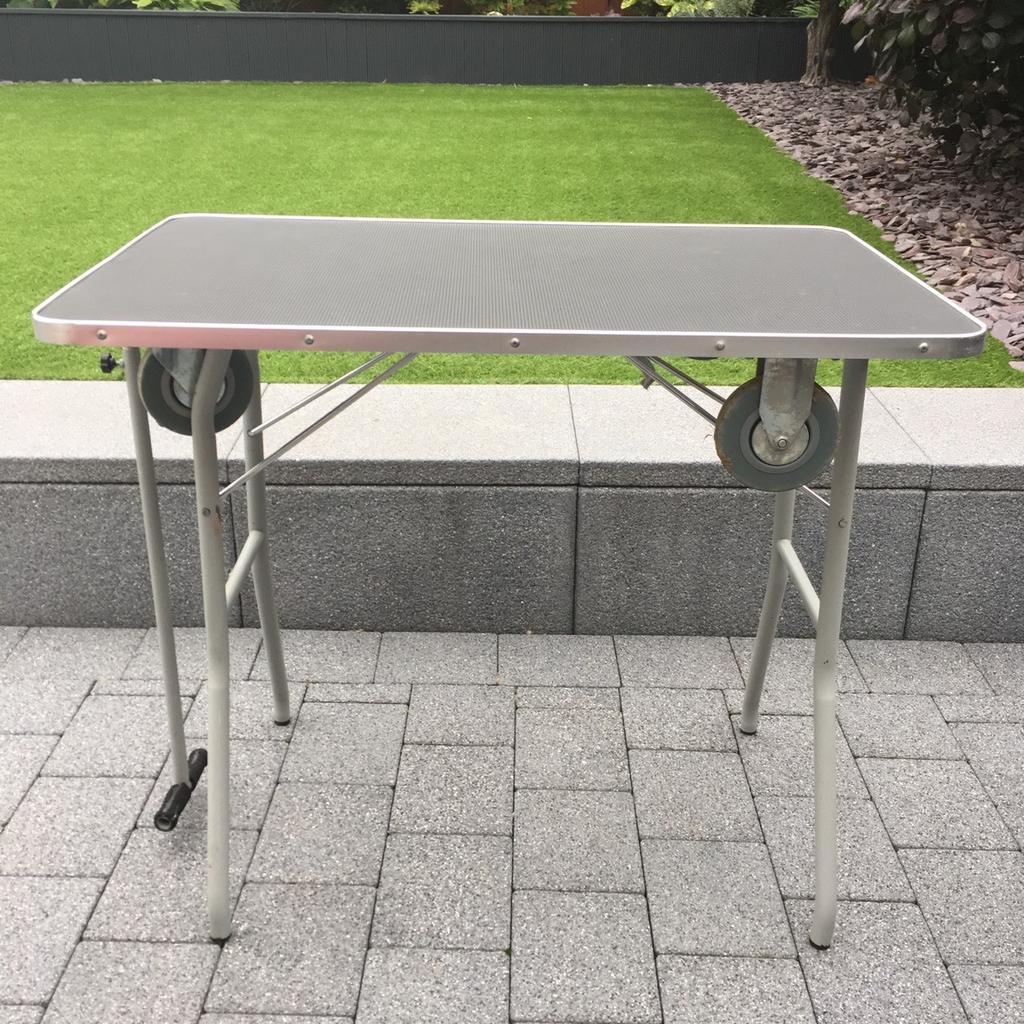 Dog Show / Grooming Trolley in ST17 Cannock Chase für £ 50,00 zum ...