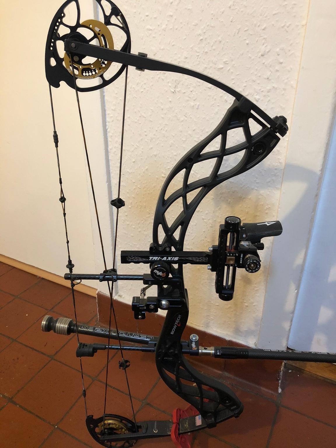 Bowtech Carbon Icon 50lb Compound Bow in G63 Drymen for £310.00 for ...