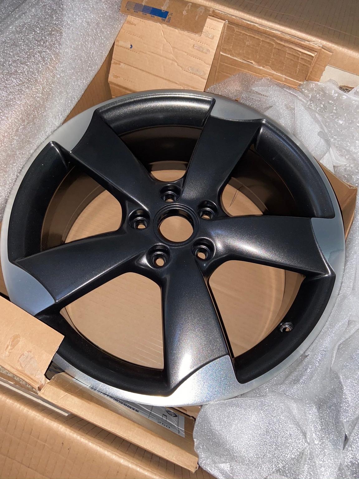 Genuine Audi Rotors 18” Bargain Alloy Wheels In B19 Birmingham For £750