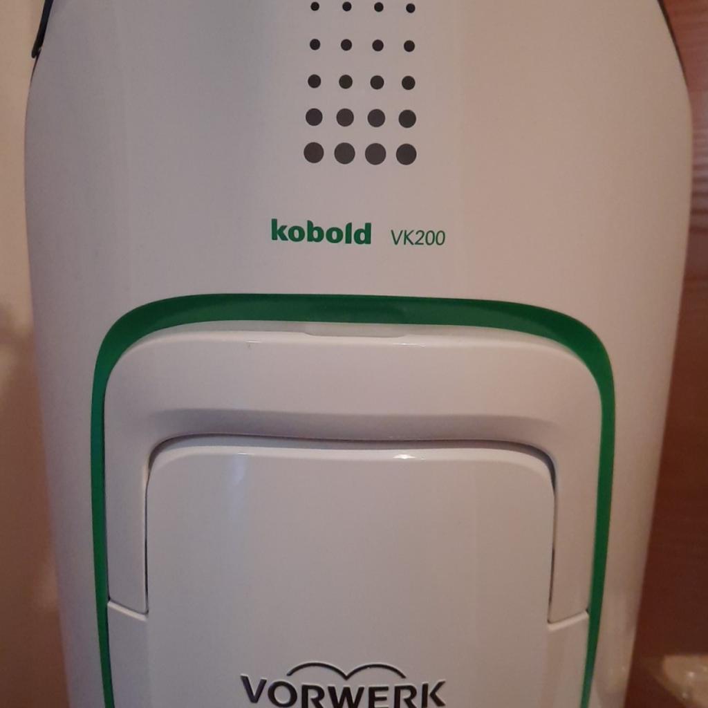 Vorwerk Kobold VK200 Handstaubsauger + EB 400 in 9900 Stadt Lienz für ...