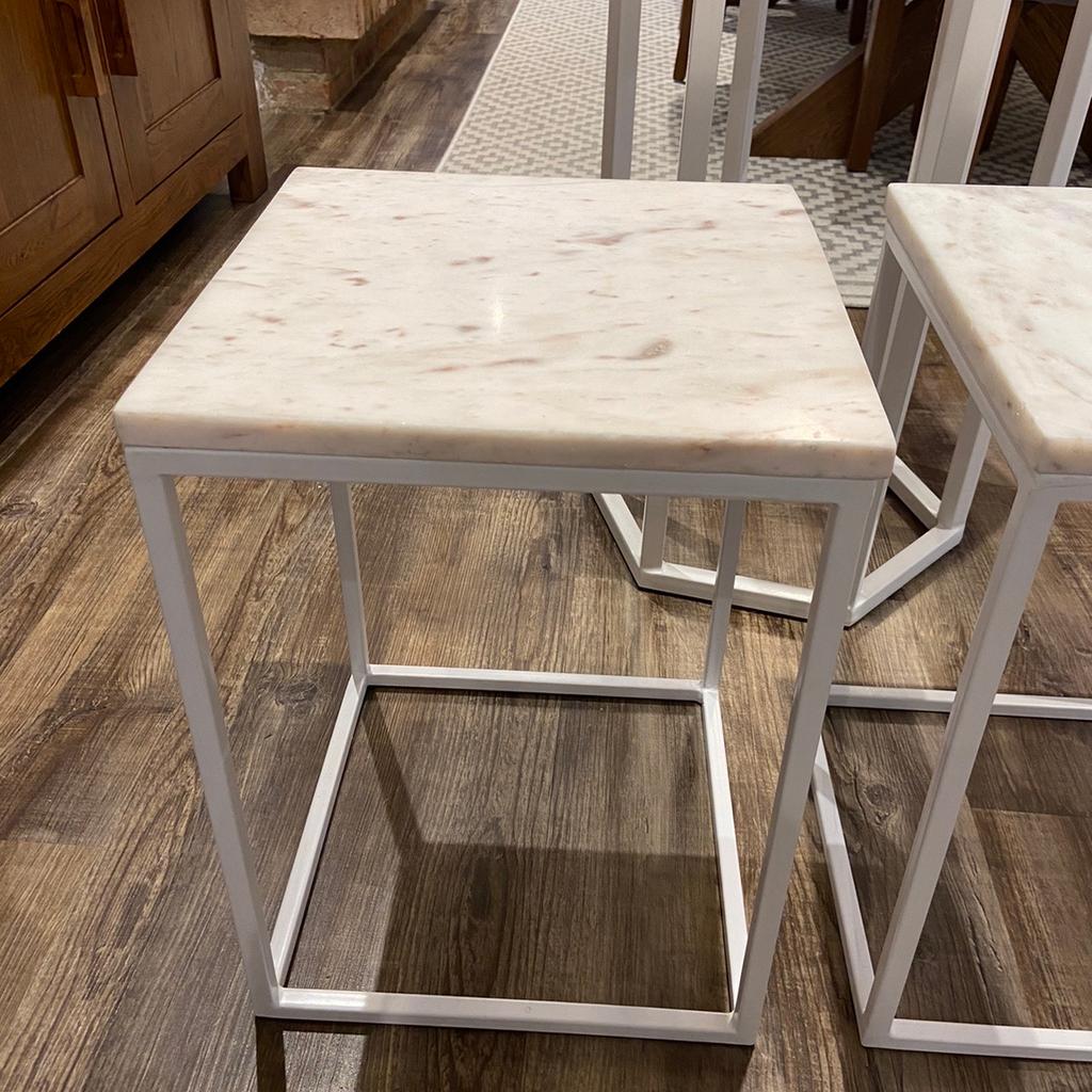 3 white marble side tables in GU46 Hart für £ 65,00 zum Verkauf | Shpock AT