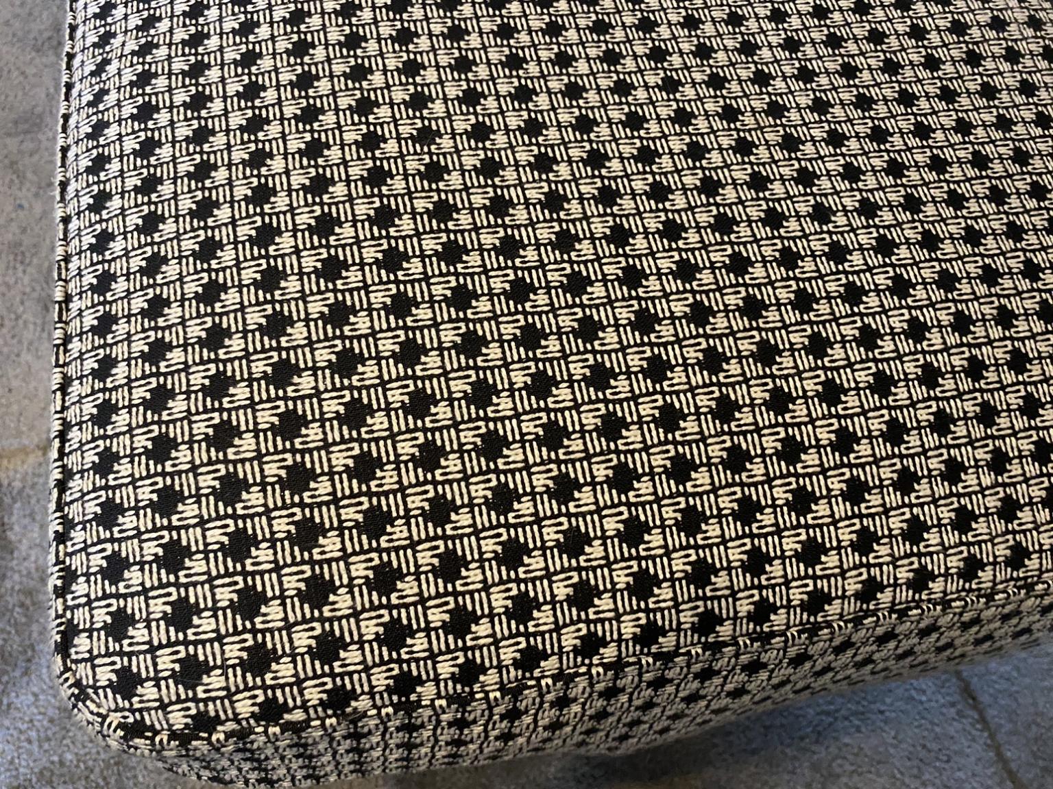 IKEA kramfors ex large footstool in LS16 Leeds für 30,00 £ zum Verkauf ...