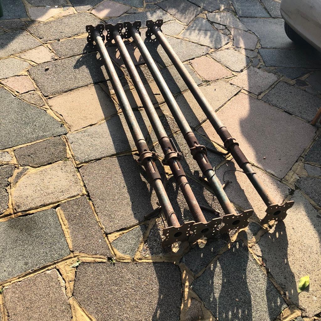 Acro props in Tandridge for £25.00 for sale | Shpock