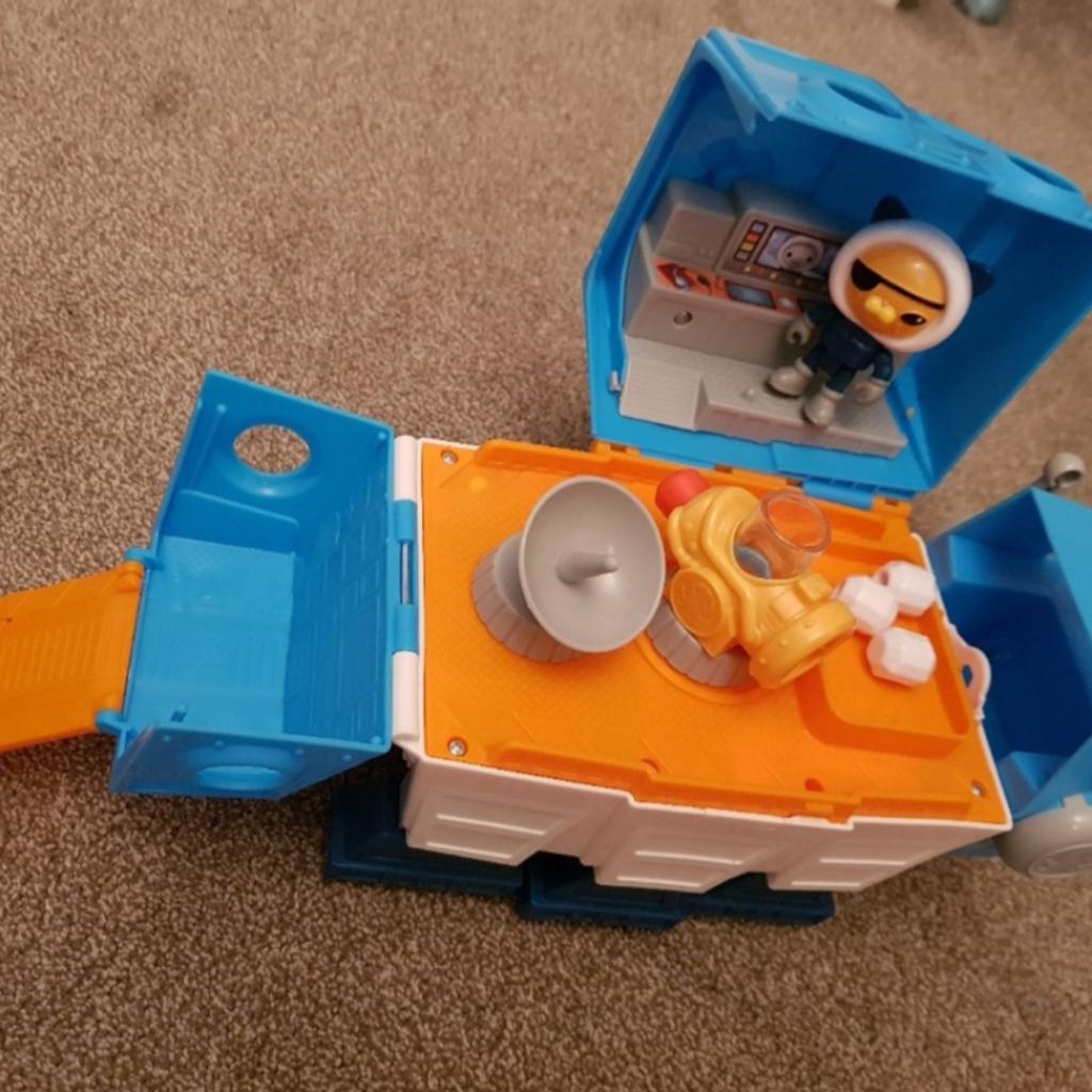 Octonauts GUP I Transforming Polar vehicle in B65 Sandwell für £ 7,00 ...