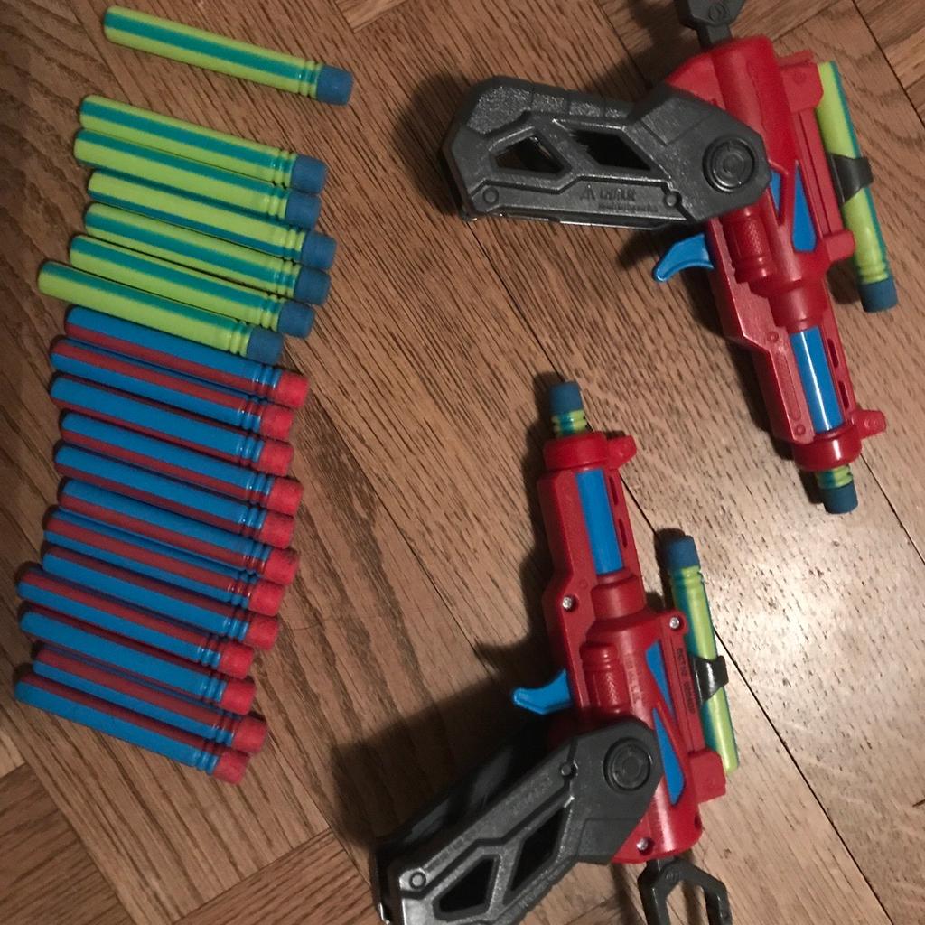BOOMco leksakspistoler in 115 27 Stockholm für 60,00 SEK zum Verkauf ...