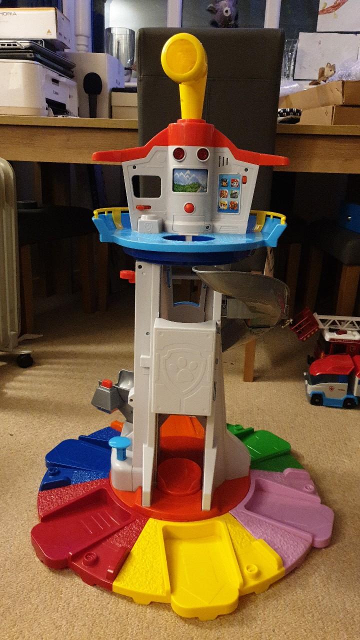 Paw Patrol Lookout Tower in Walsall für 65,00 £ zum Verkauf | Shpock DE