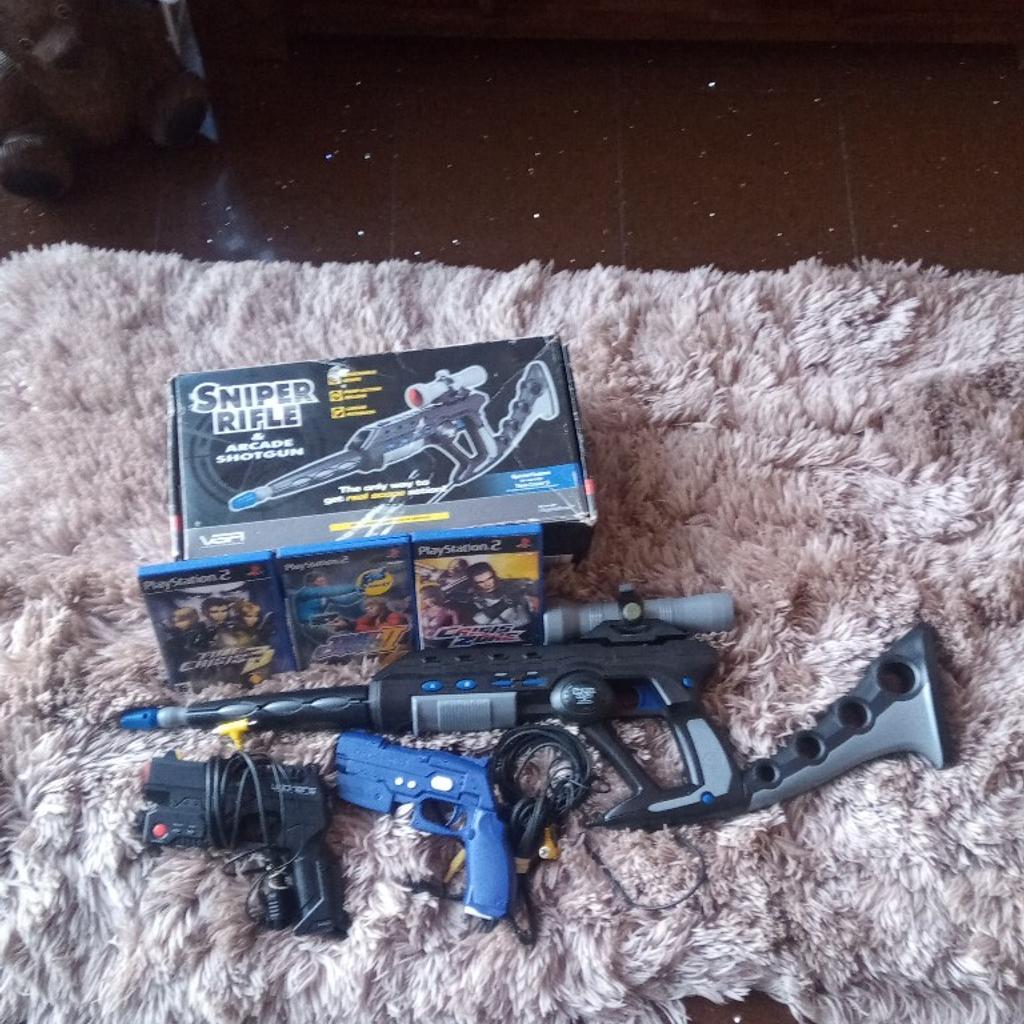 playstation games with selection of guns in WS10 Sandwell für 25,00 ...