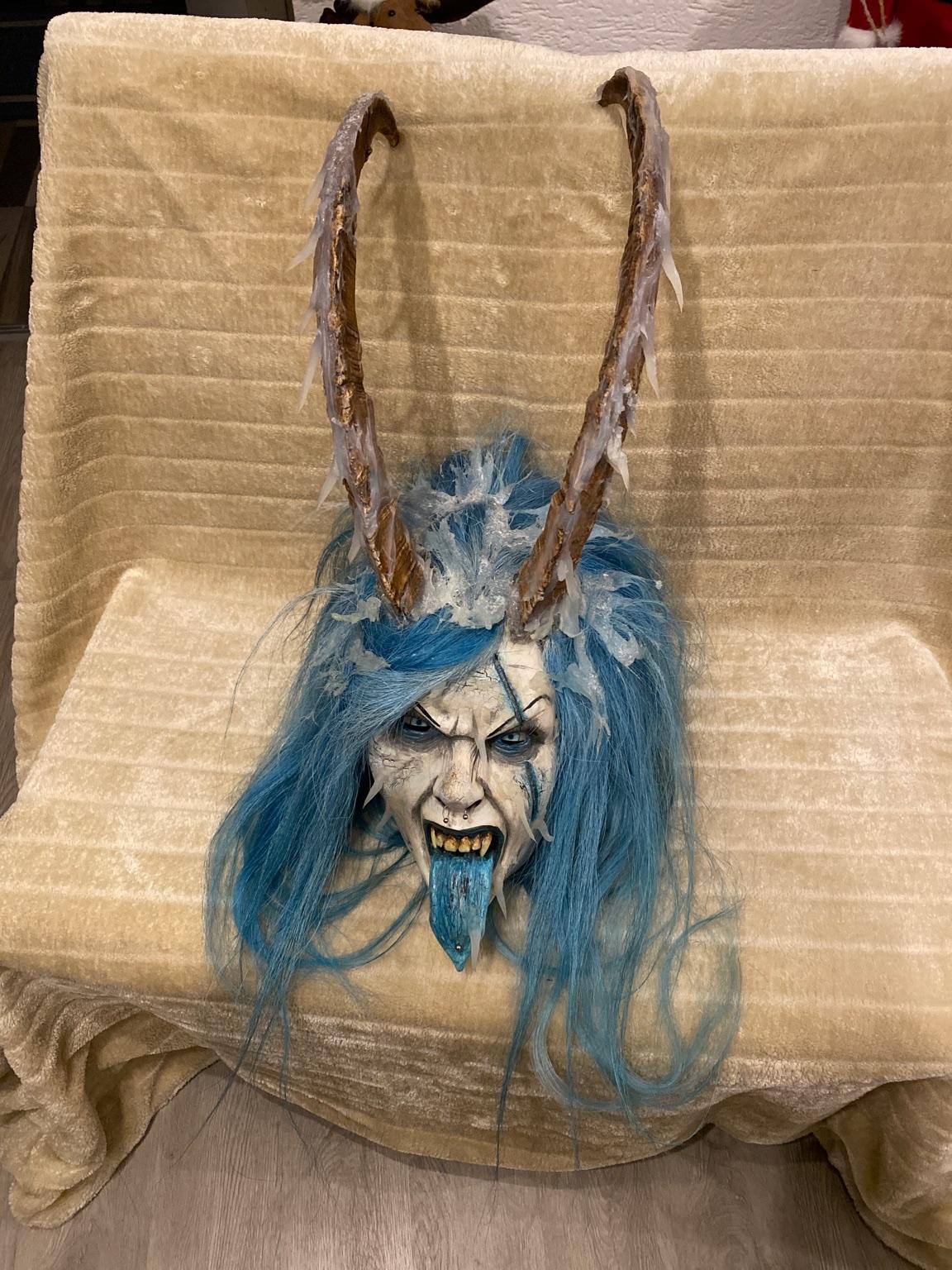 David Fuchs Maske 2019 in 8724 Spielberg für € 450,00 zum Verkauf ...