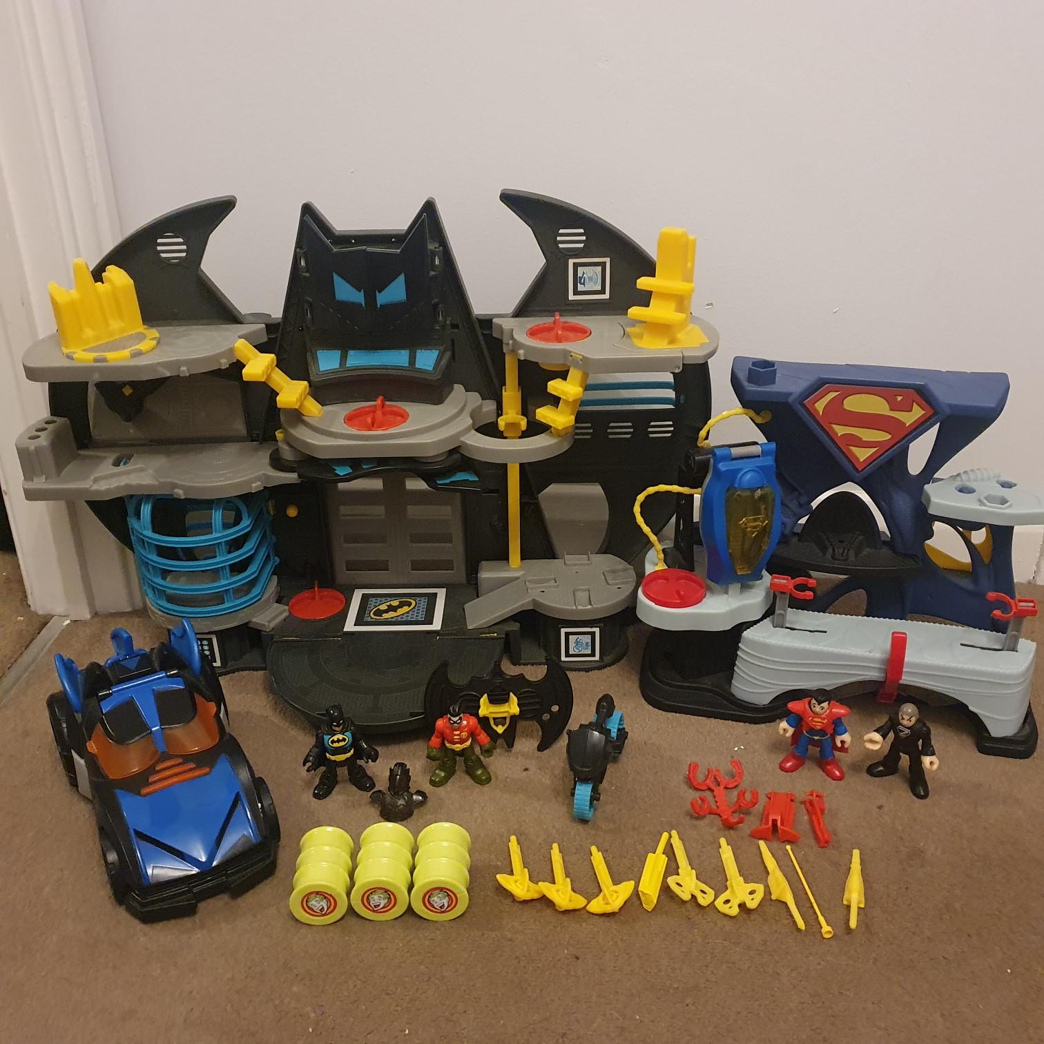 Imaginext batcave and superman den in NG4 Gedling für 15,00 £ zum ...