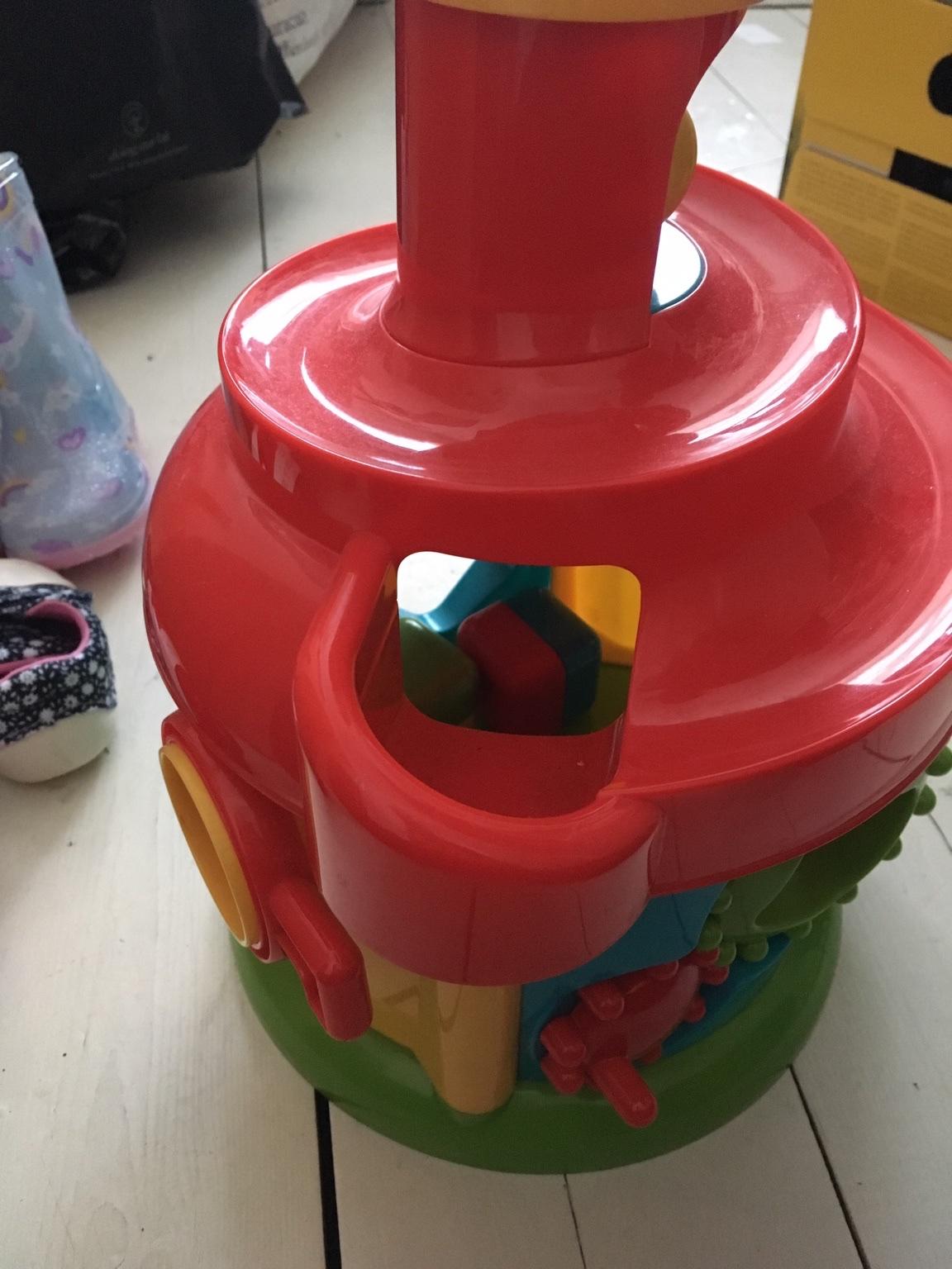 ELC ball/lock tower toy in DA15 Bexley für 3,00 £ zum Verkauf | Shpock DE