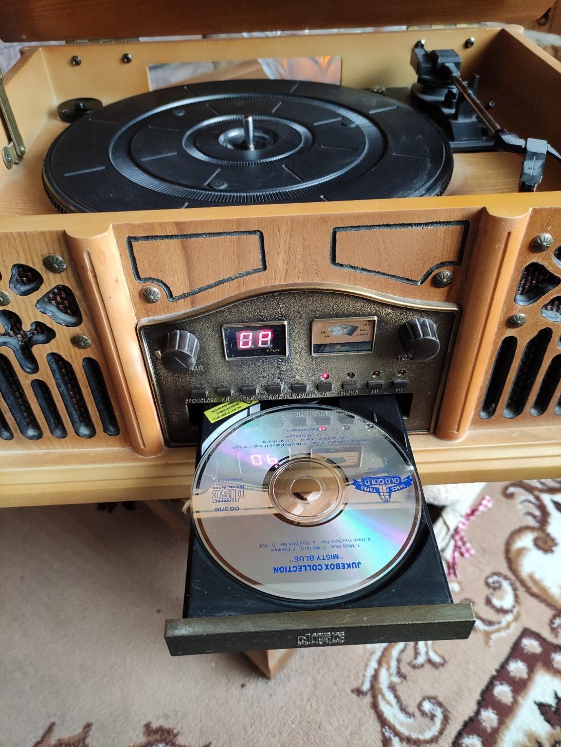 Retro Record Player. in E6 London for £45.00 for sale | Shpock