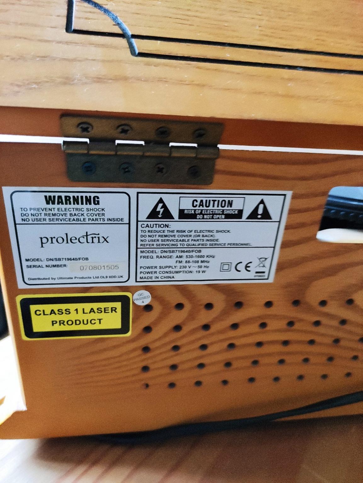 Retro Record Player. in E6 London for £45.00 for sale | Shpock