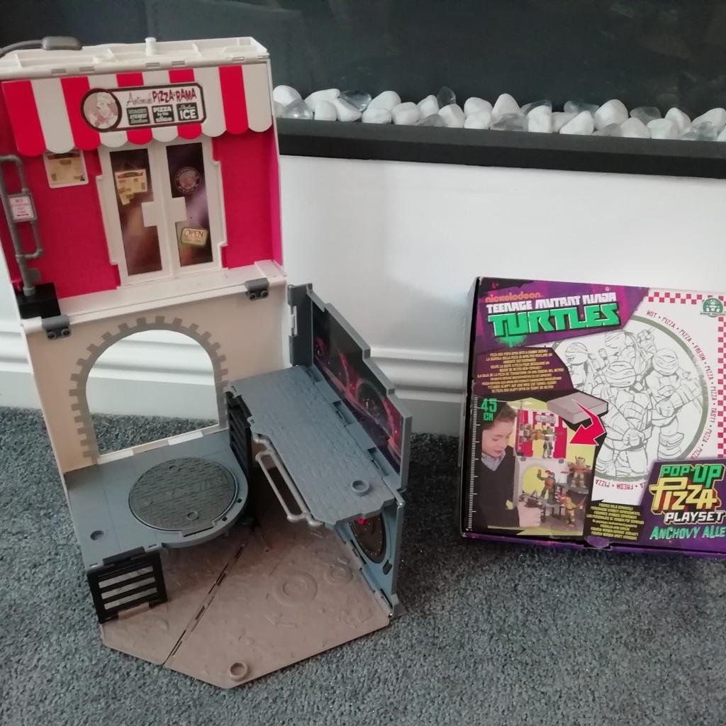 As new teenage TMNT pop up pizza playset in Wolverhampton für 20,00 ...