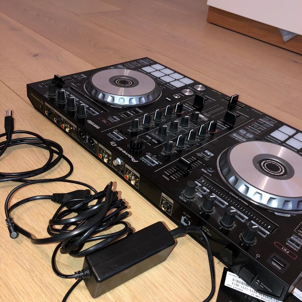 Console Pioneer DDJ SR2 in 36027 Rosà für € 590,00 zum Verkauf | Shpock AT