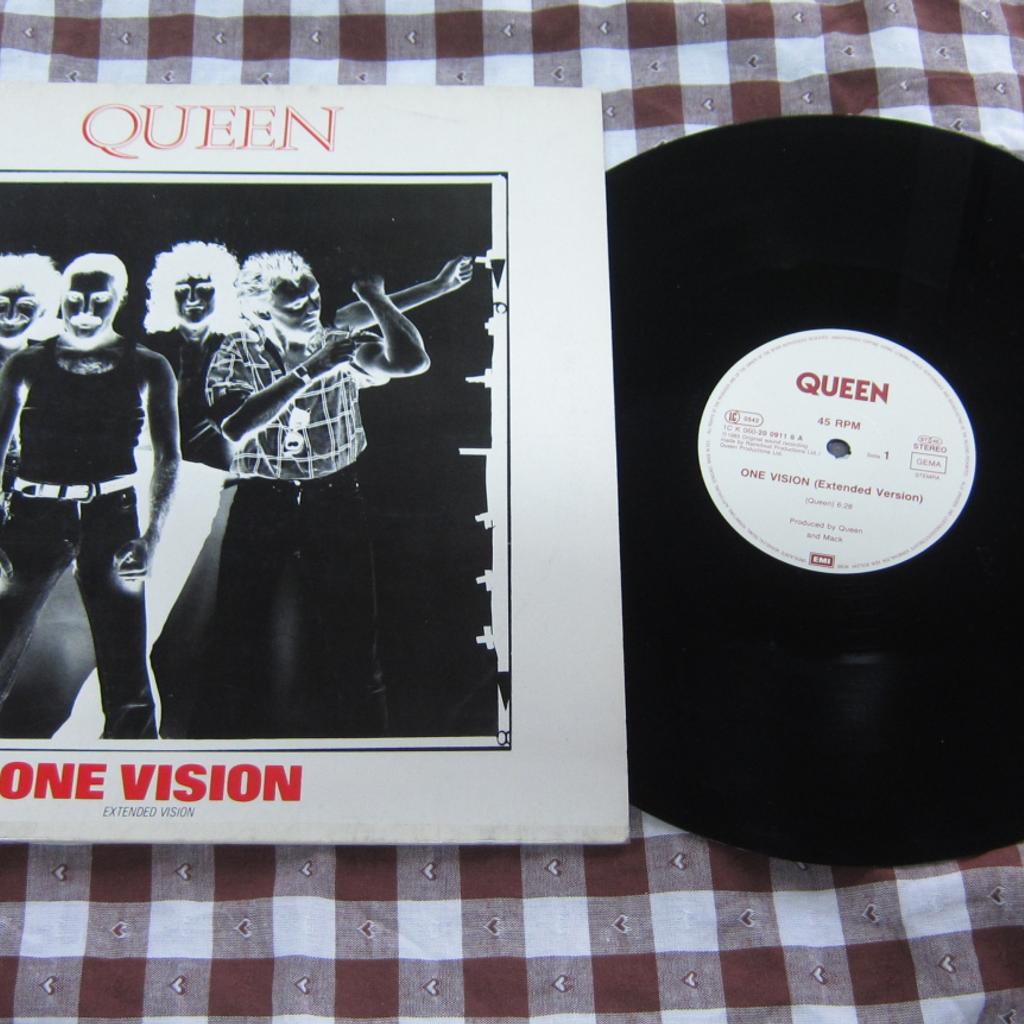 EP - Queen – One Vision (Extended Vision) in 4600 Wels für € 10,00 zum ...