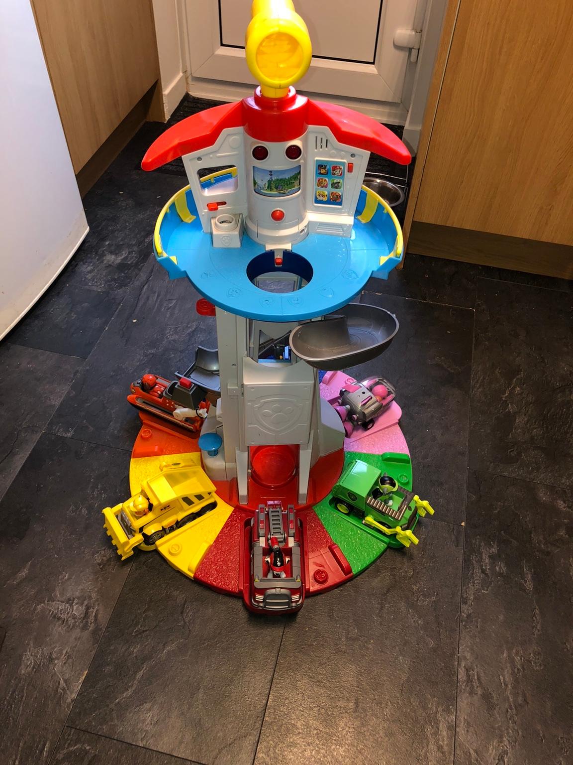 Paw patrol tower with all cars and figures in TS20 Norton für 35,00 ...