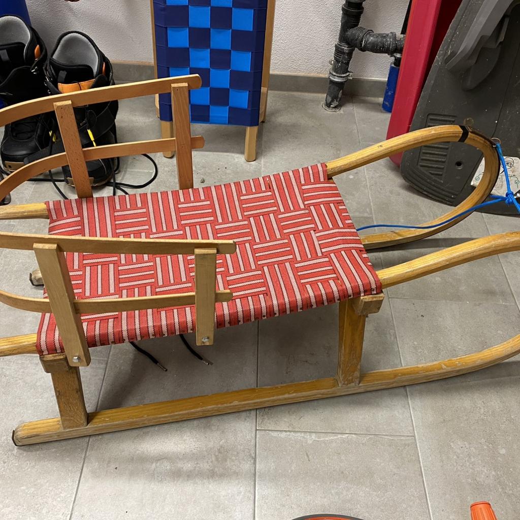 Rodel der Marke Bär mit Lehne für Kinder in 6134 Marktgemeinde Vomp für ...
