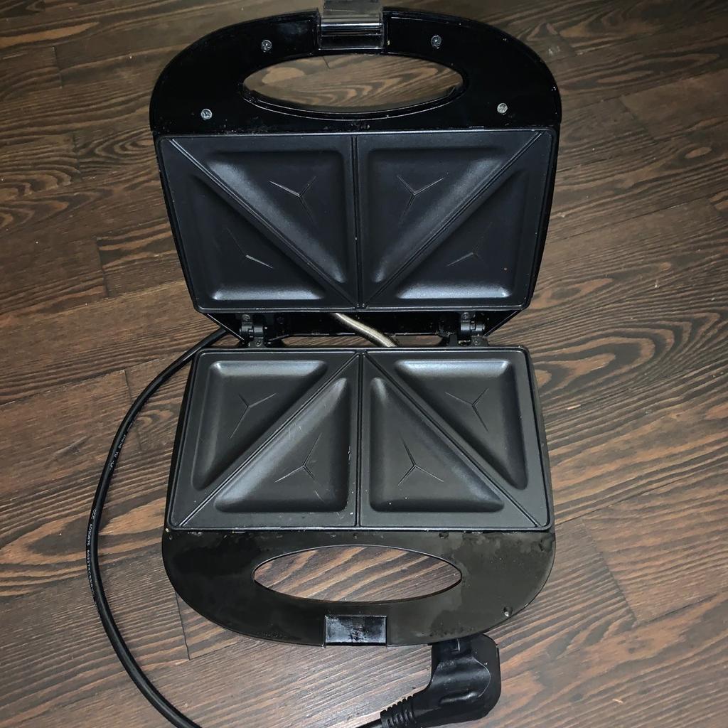 Sandwichmaker / Toaster in 1120 KG Meidling für € 5,00 zum Verkauf ...