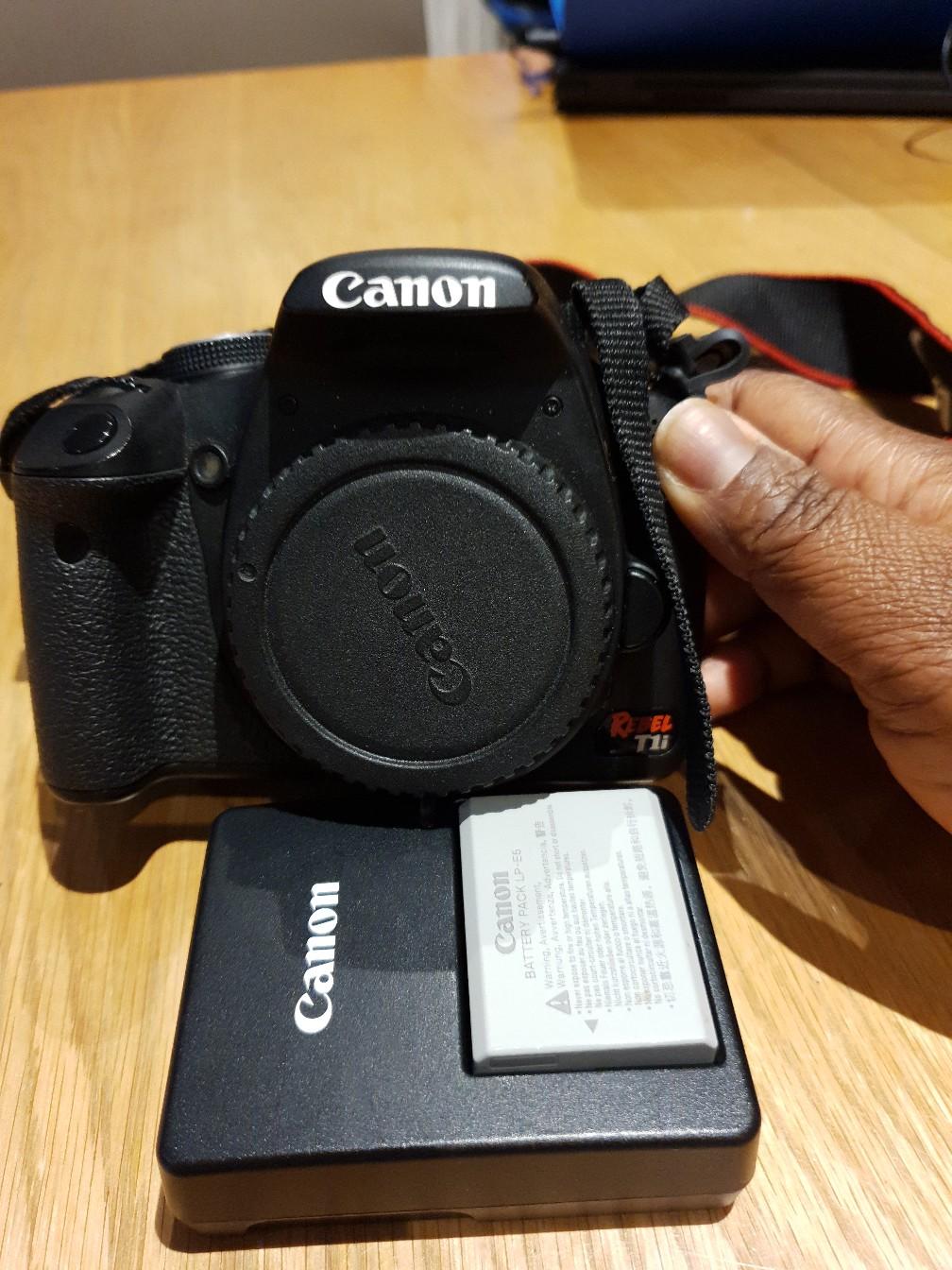 Canon 500d Dslr camera body.. in RM16 Orsett für 95,00 £ zum Verkauf ...