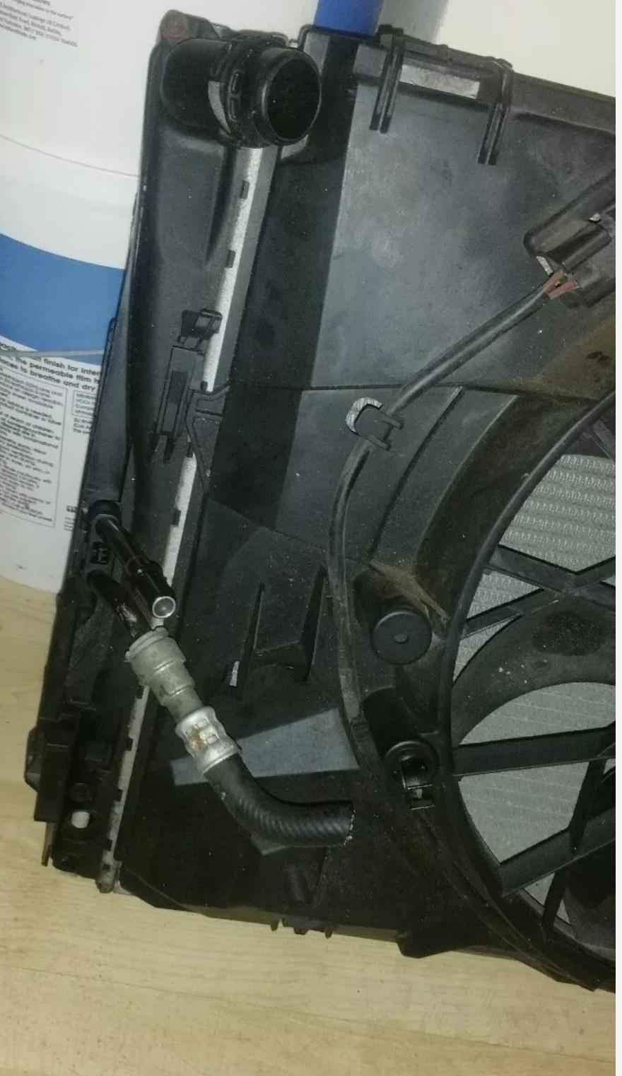 Bmw 320i complete radiator pack N43 engine in Wigan für 149,00 £ zum ...