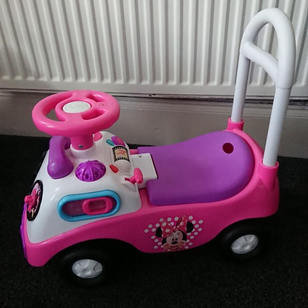 minnie mouse ride on in OL1 Oldham für 10,00 £ zum Verkauf | Shpock DE