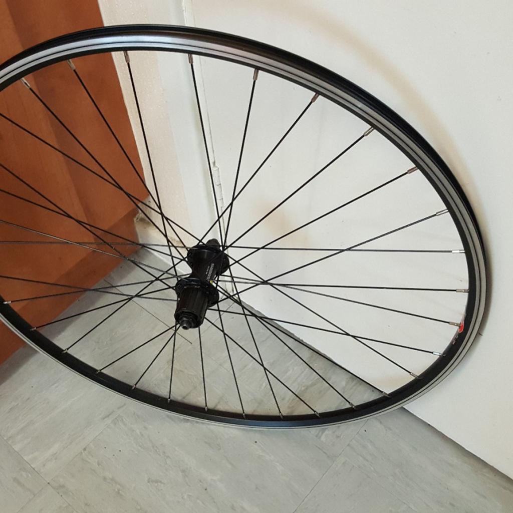 Shining Racing Bike 700c REAR wheel in M12 Manchester für £ 60,00 zum ...