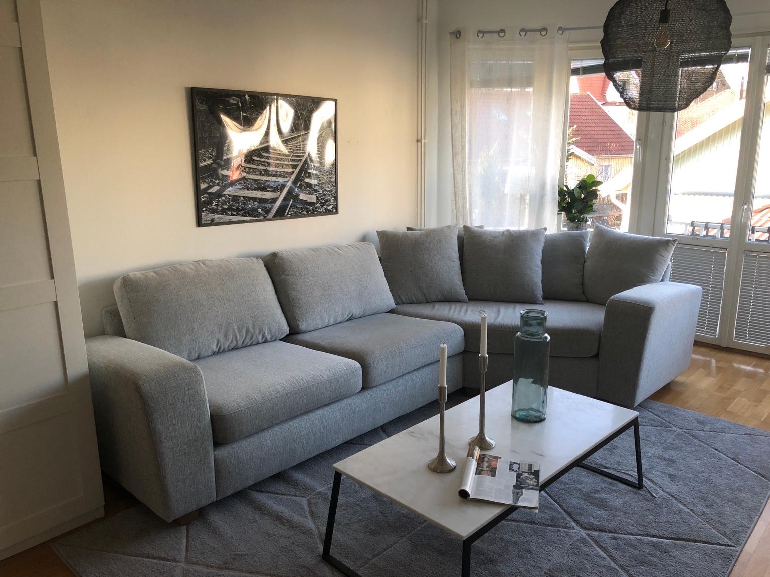 Grå soffa med cozy corner in 12532 Stockholm für 4.500,00 SEK zum ...