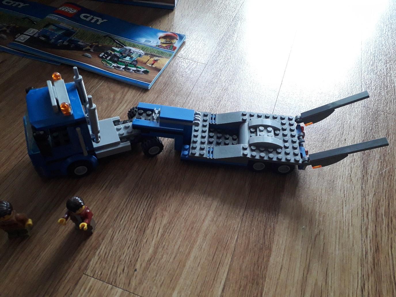 Lego City 60223 Mähdrescher, Tieflader 🚜 in 60528 Frankfurt am Main für ...