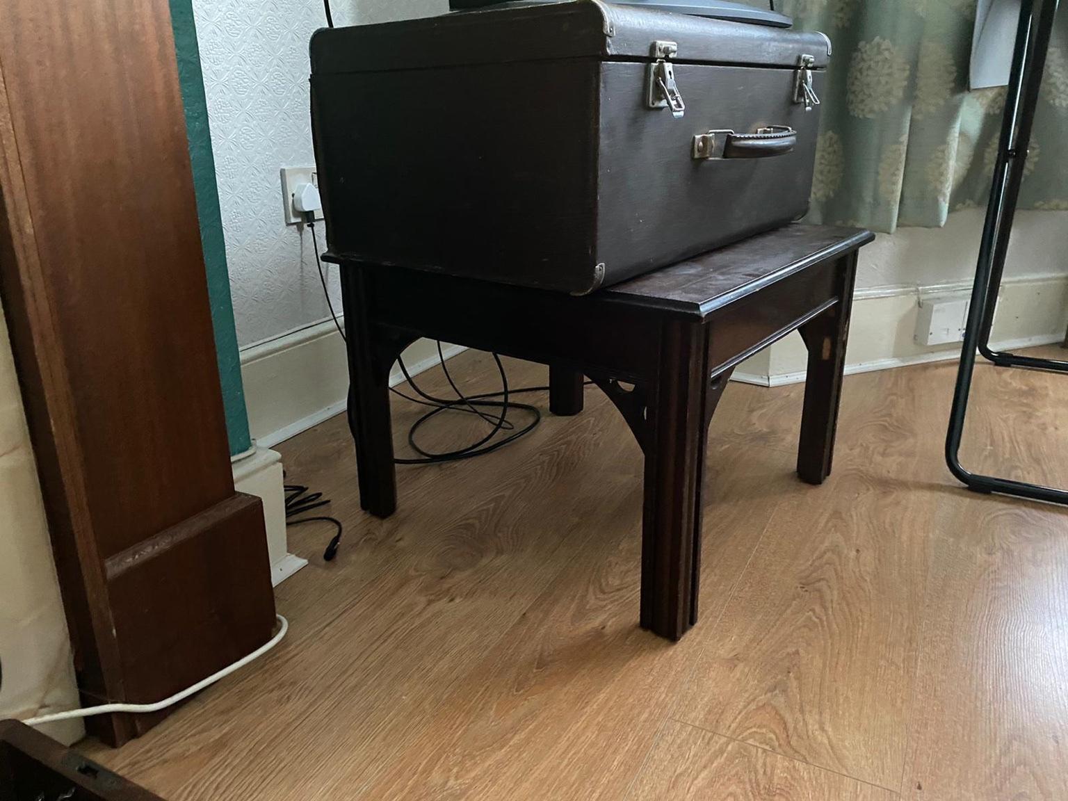 SINGER Sewing Machine in E17 London for £20.00 for sale | Shpock