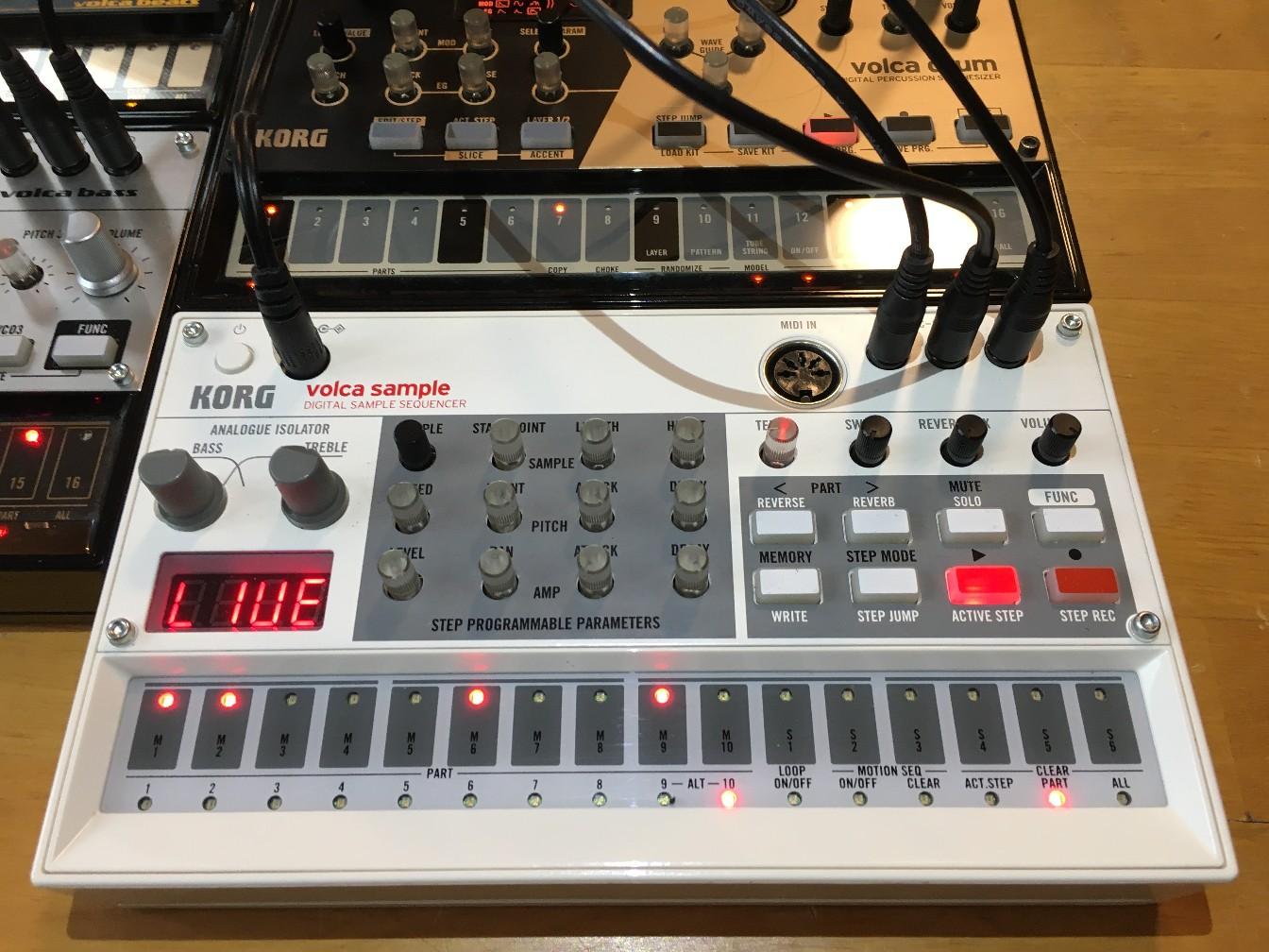 Synthesizer!!KORG Bass,Beats,Drum,Sampler,Mix in 8020 Graz für 469,00 ...