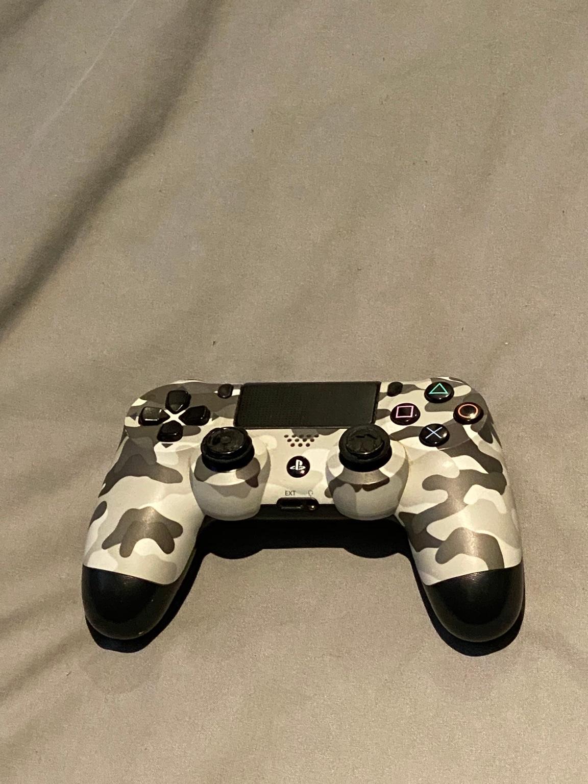 Camo PS4 DualShock Controller in E9 London für 15,00 £ zum Verkauf ...