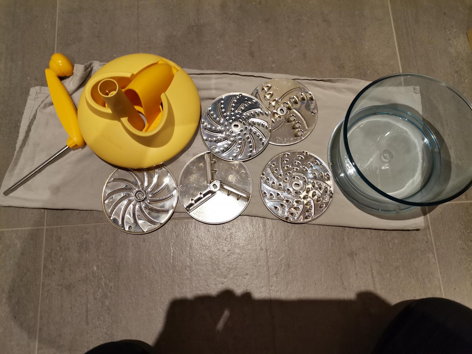 Moulinex Color Art Reibe in 6421 Gemeinde Rietz für 5,00 € zum Verkauf ...