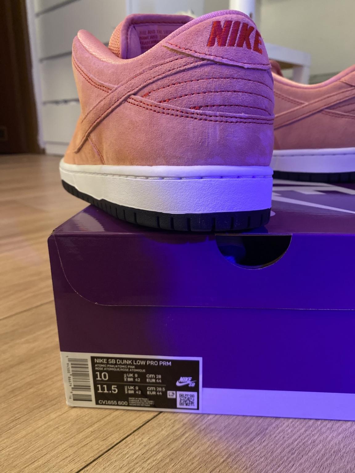 Nike SB Dunk Low Pro Pink Pig in 71364 Winnenden für € 190,00 zum ...